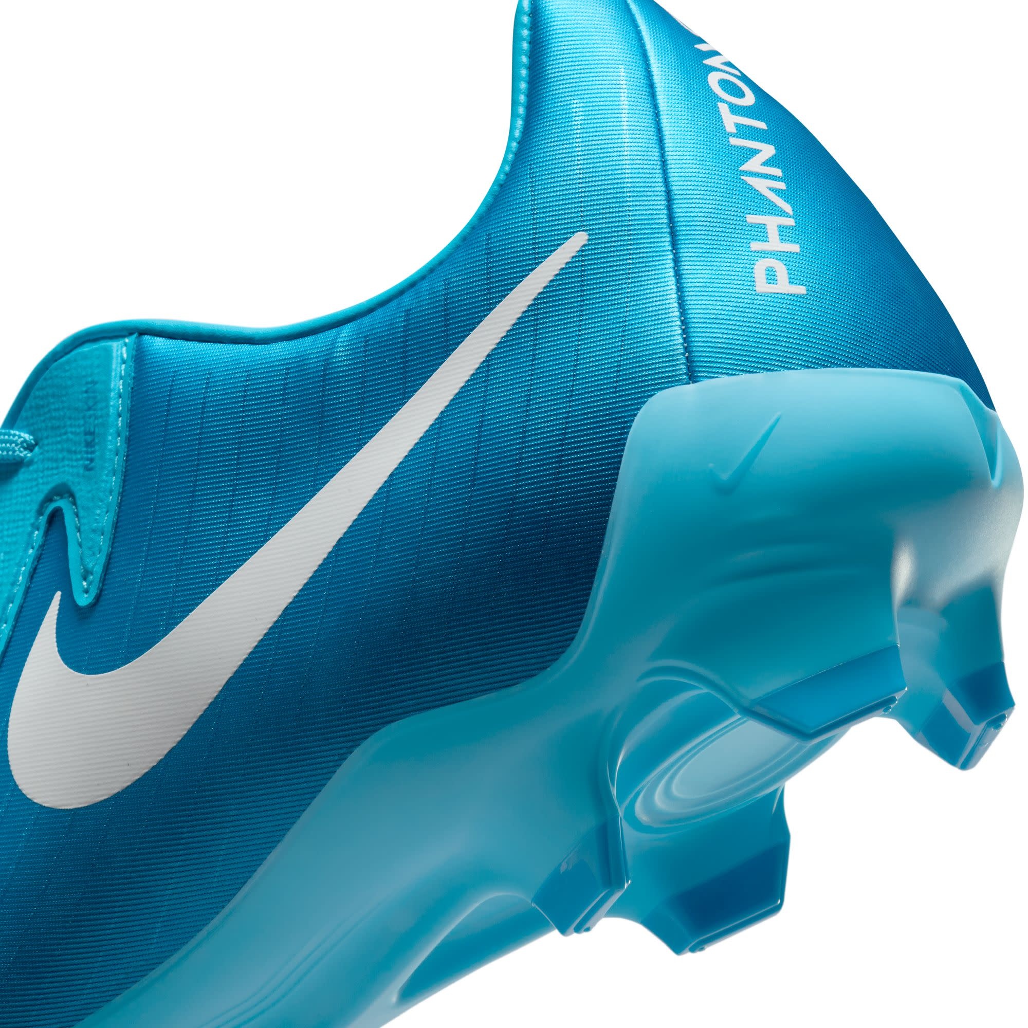 Nike Phantom GX 2 Academy FG/MG - SoccerWorld - SoccerWorld