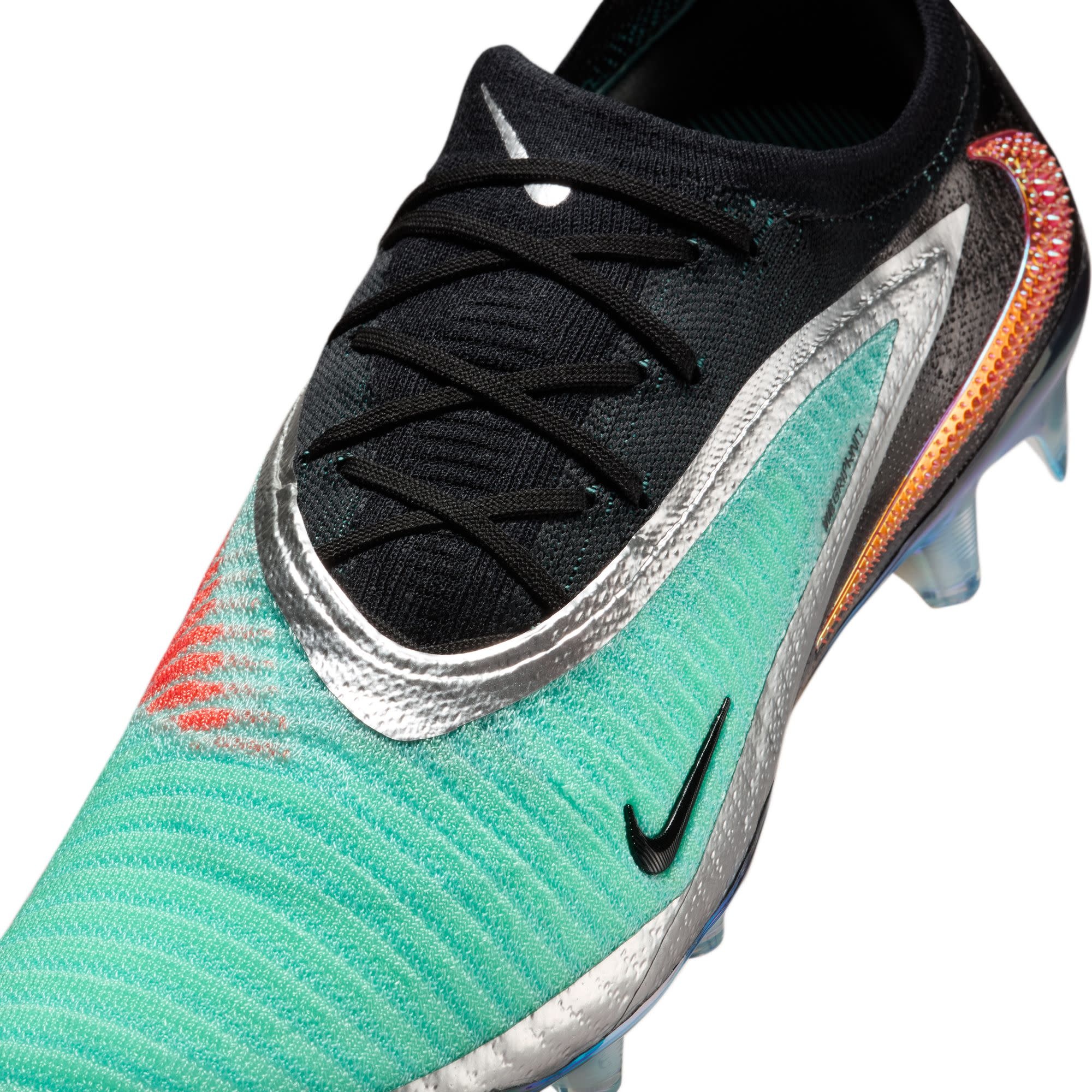 Nike Phantom 6 Low Elite FG - SoccerWorld - SoccerWorld