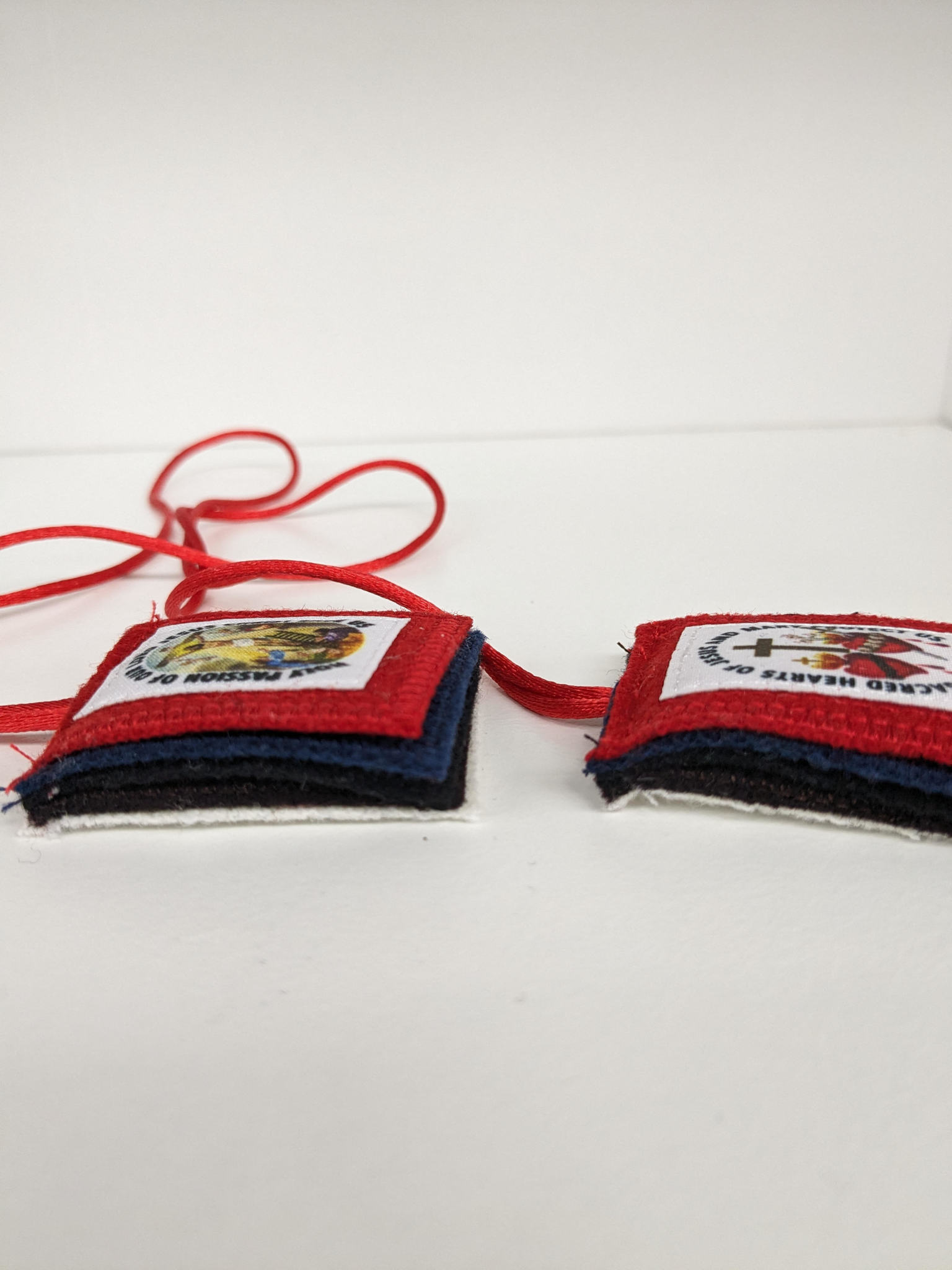 WJ Hirten Five-Fold Wool Scapular - Queen of Angels Catholic Store WJ Hirten Five-Fold Wool Scapular - Queen of Angels Catholic Store