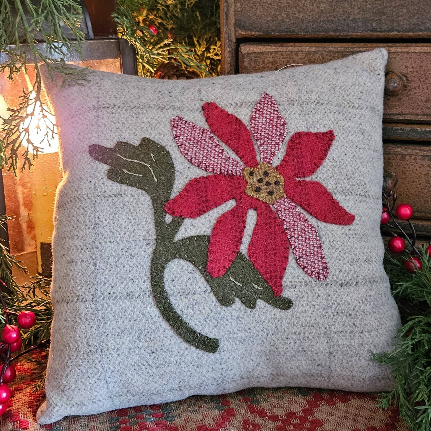 Christmas Wool Applique Poinsetta Pillow | Nana's Farmhouse - Nana's ...