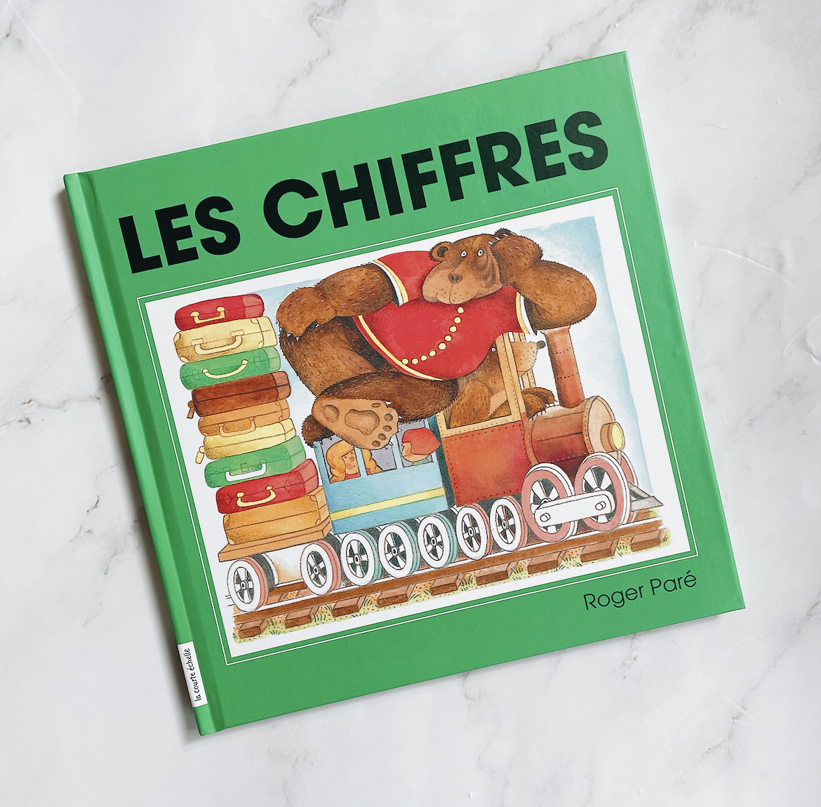 LIVRE - LES CHIFFRES - La Petite Penderie
