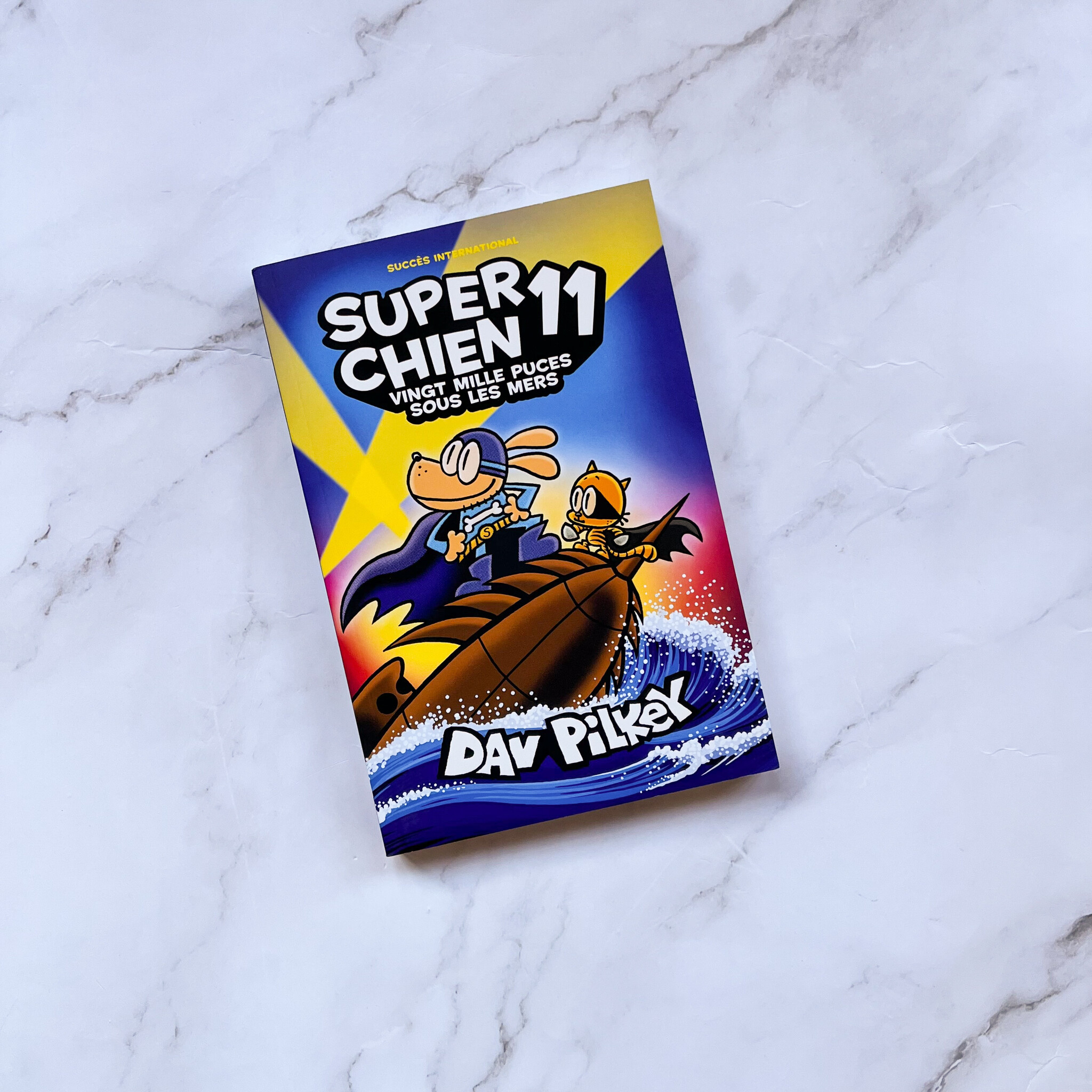 LIVRE - SUPER CHIEN NO.11 : VINGT MILLE PUCES SOUS LES MERS - La Petite ...