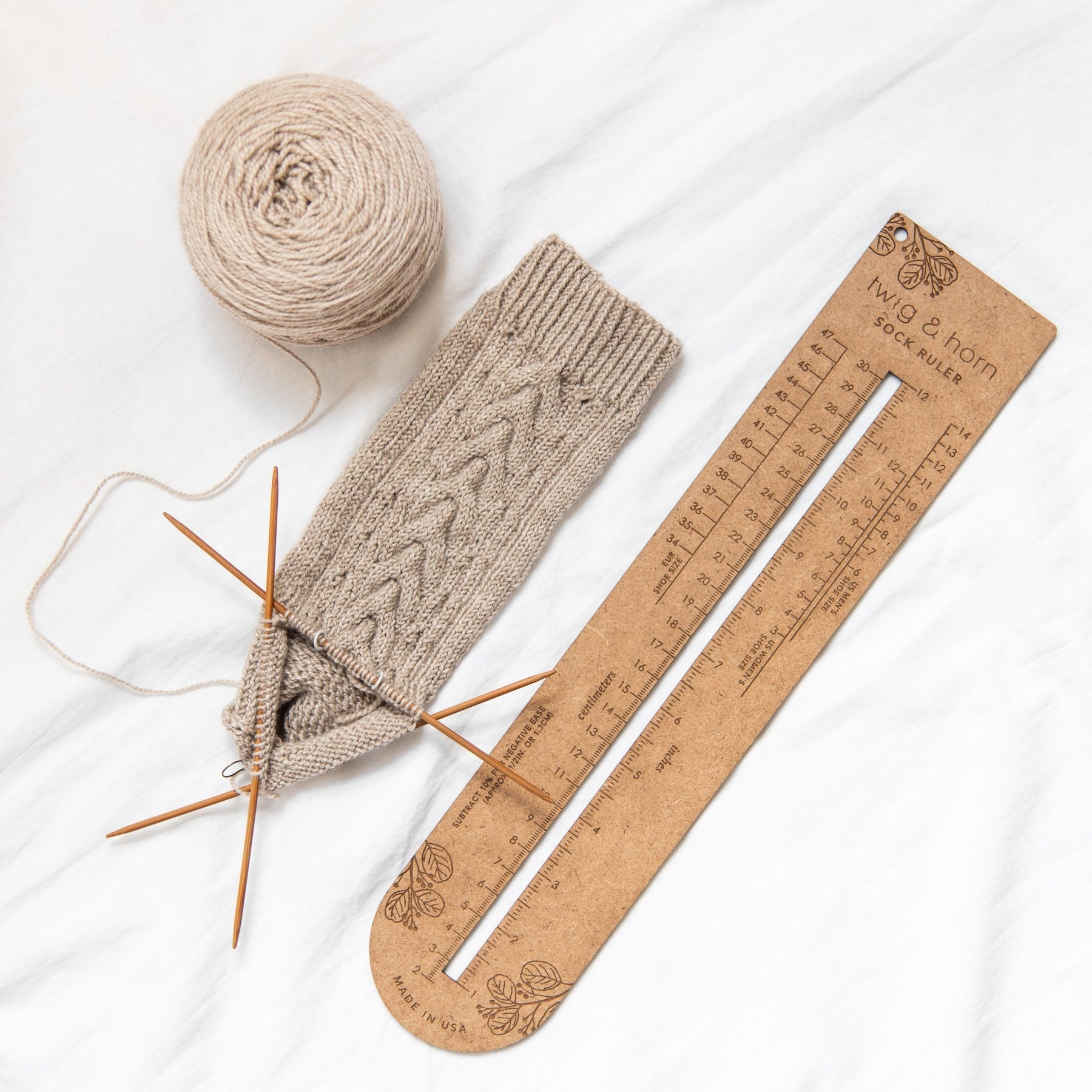 Twig & Horn Sock Sizing Ruler - Baaad Anna's Yarn Store
