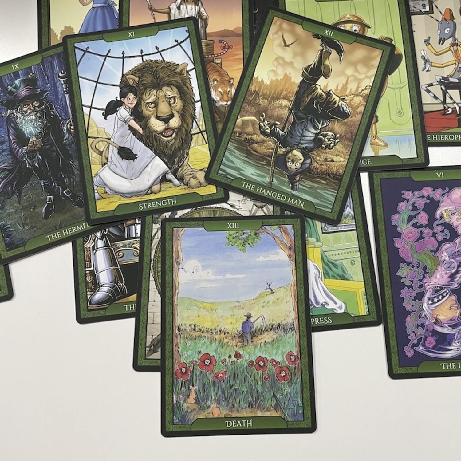 THE SHADOW OF OZ: TAROT DECK THE BAUM SILVER EDITION THE SHADOW OF OZ: TAROT DECK THE BAUM SILVER EDITION