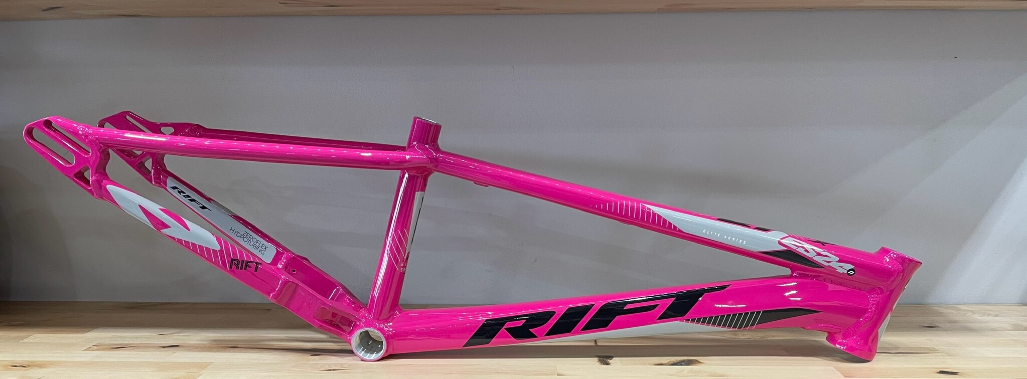 Rift ES24D Pro 24 Gloss Hot Pink Frame - Gordy's Bicycles