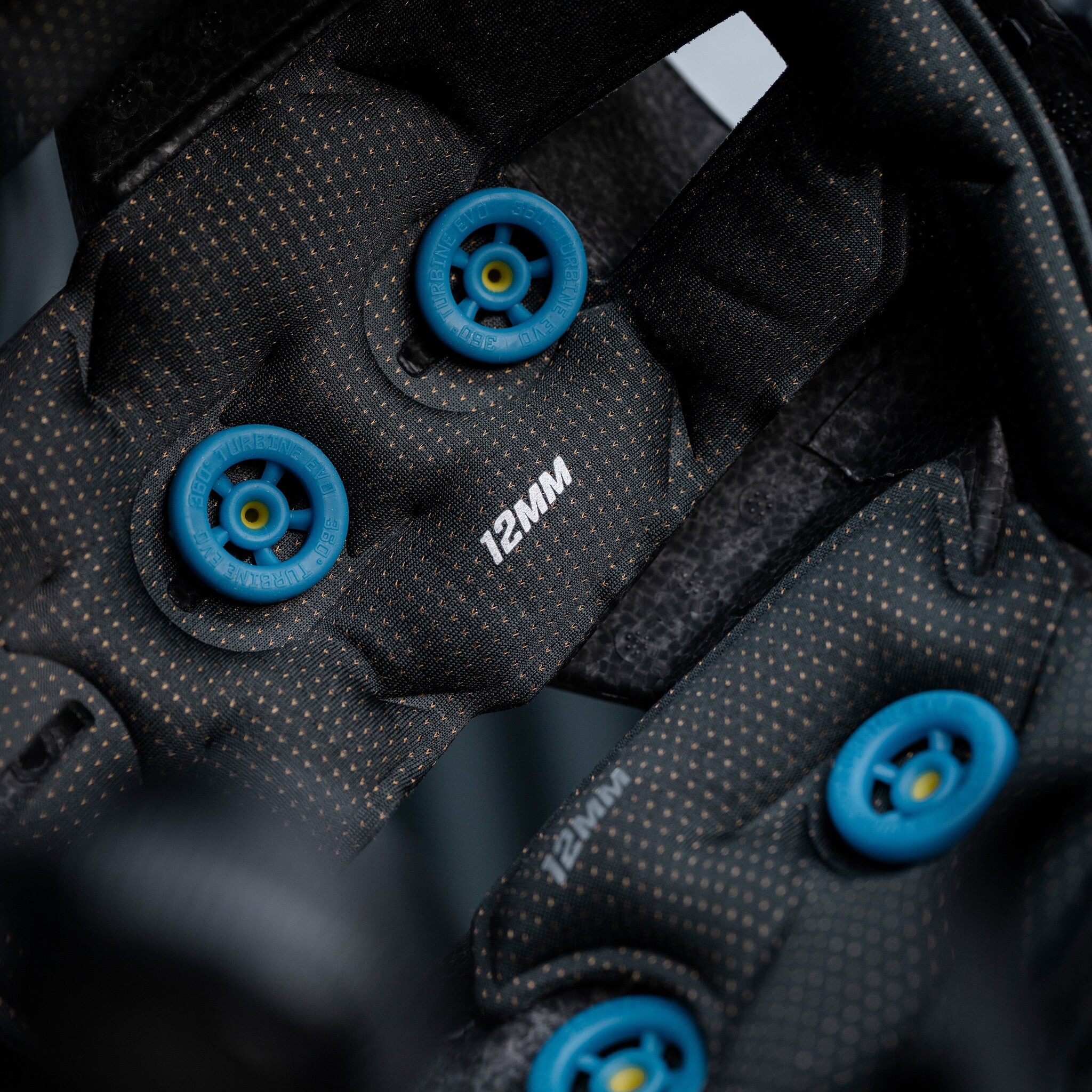 Leatt MTB Gravity 5.0 Helmet - White - Cyclezone Rotorua Ltd