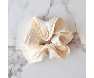 Chouchou satin Deluxe - Ivoire - Les Précieuses