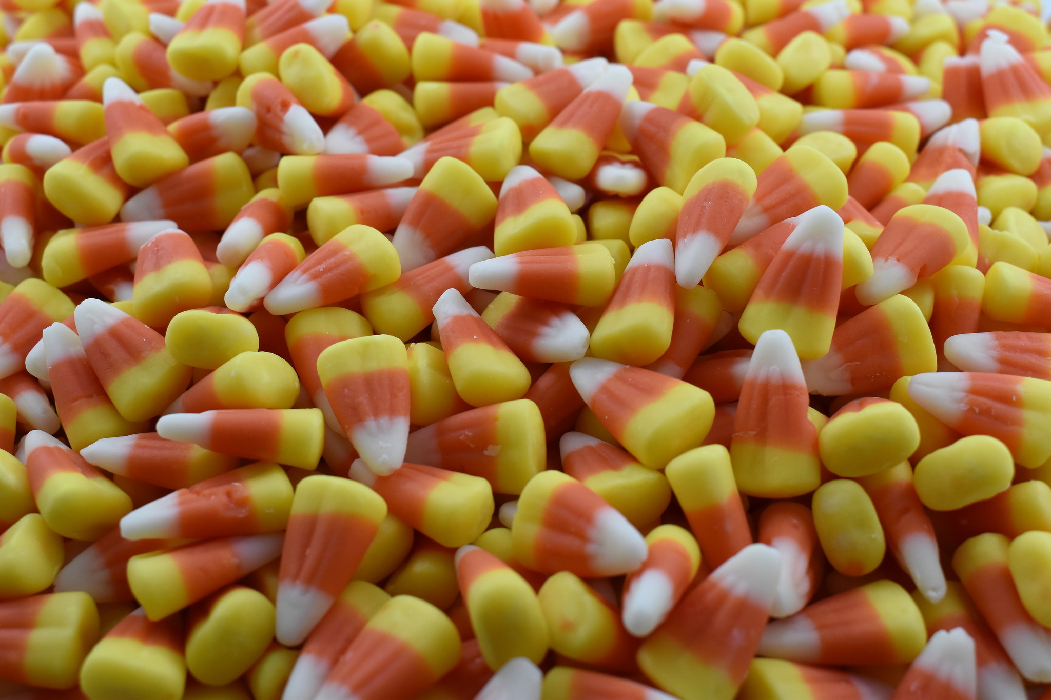 Bonbons Noix Et Cie | Candy Corn - Nick & Joe Candy Shop