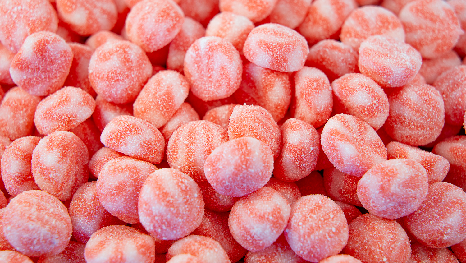 Strawberry sweet spirals - Nick & Joe Candy Shop