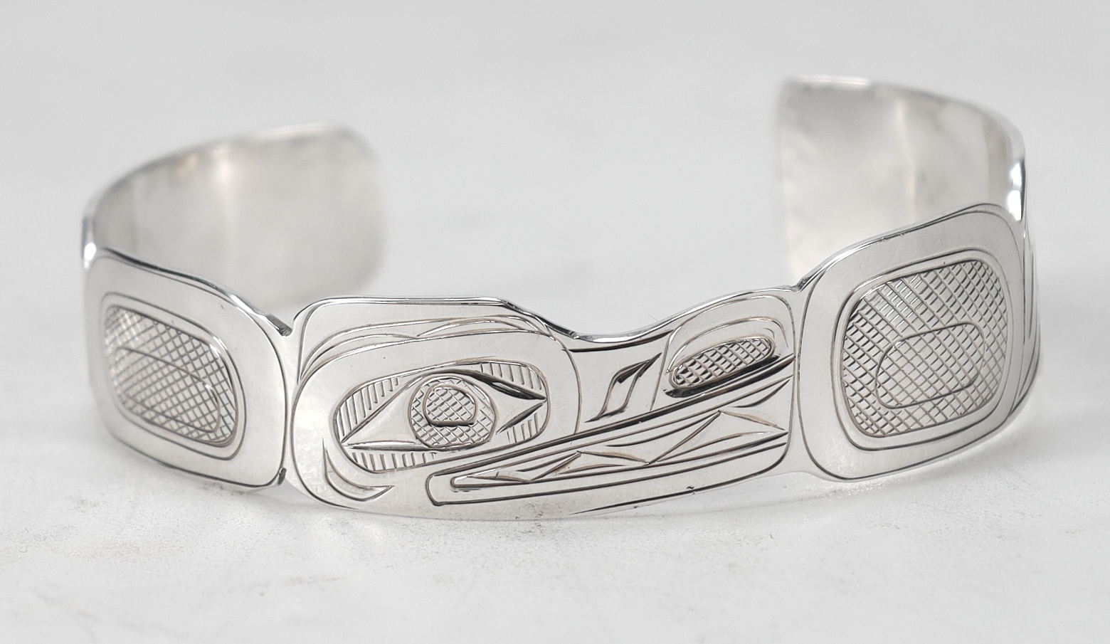 Wolf 0.75" Cuff by Corrine Hunt - CHC22 - La Boutique Boréale