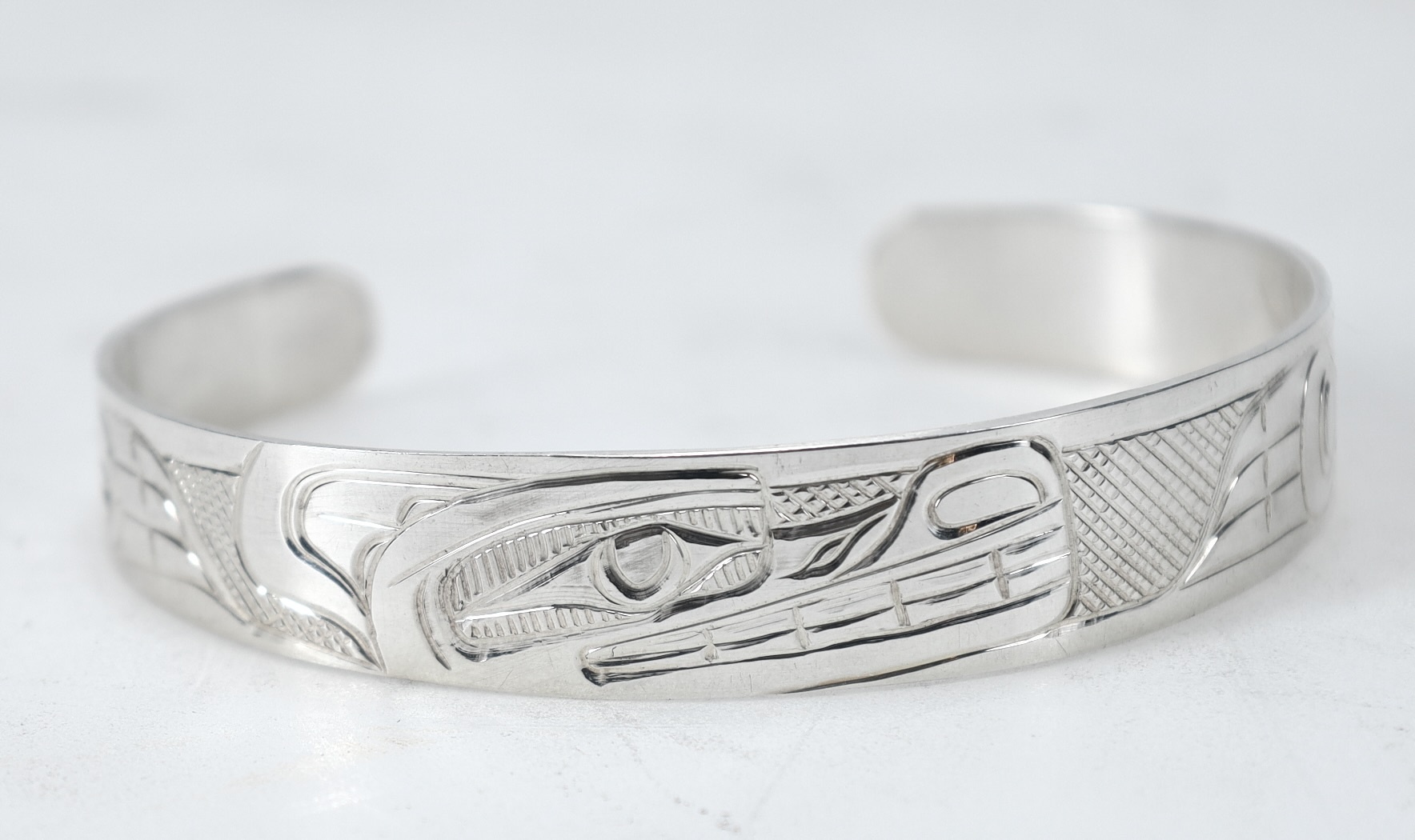 Wolf 0.5" Cuff by Corrine Hunt - CHC31 - La Boutique Boréale