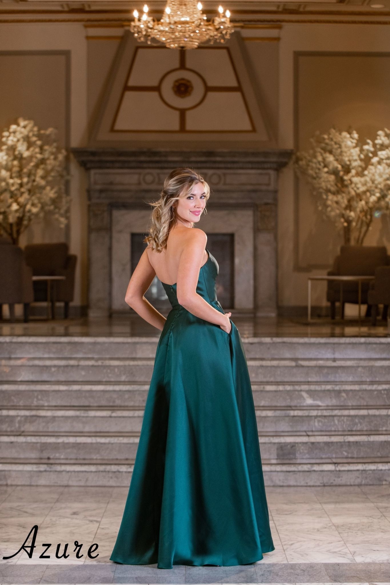 A7033 Robe Fluide Avec Fente À La Jambe Verte - Mirage