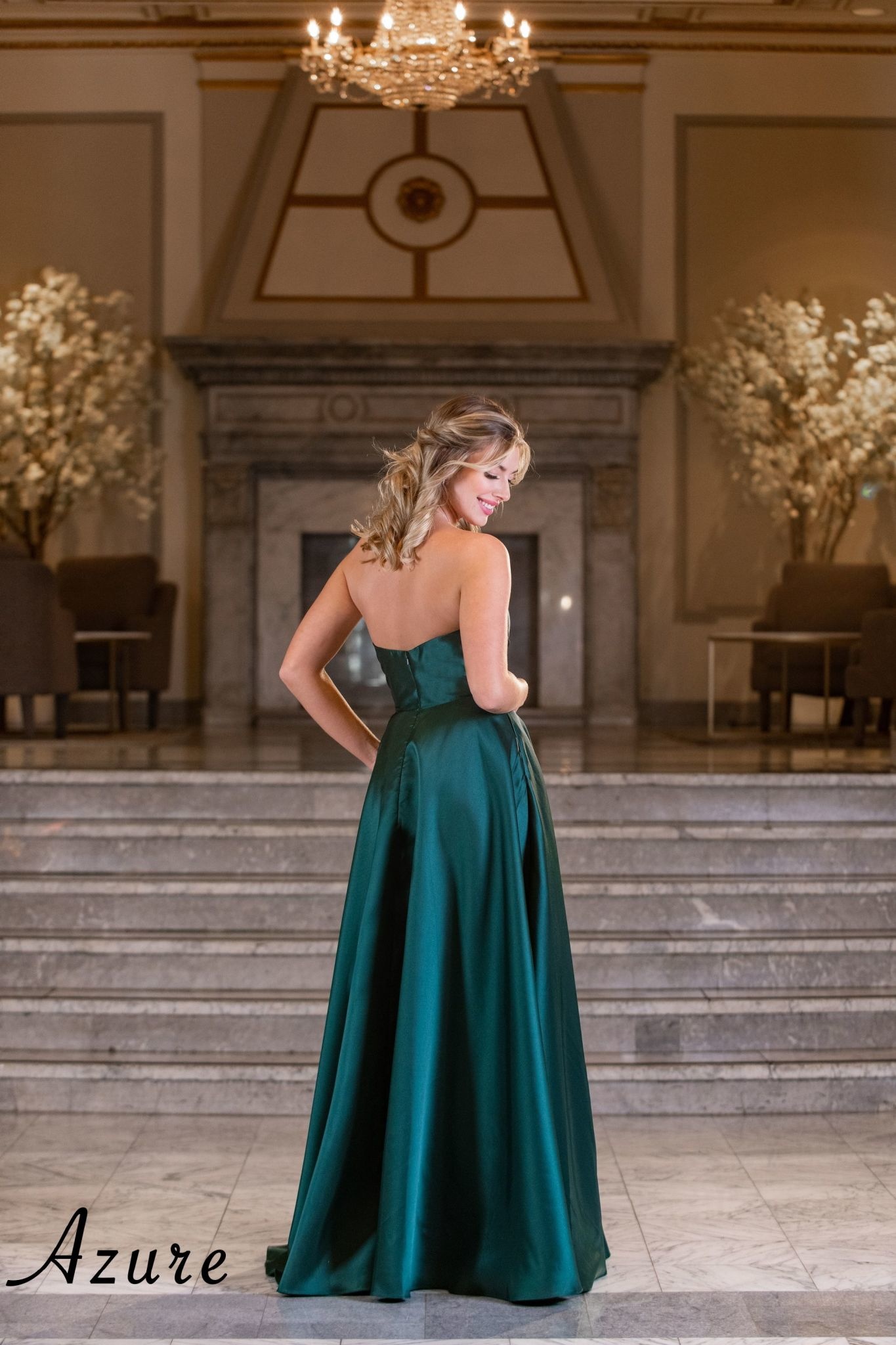 A7033 Robe Fluide Avec Fente À La Jambe Verte - Mirage