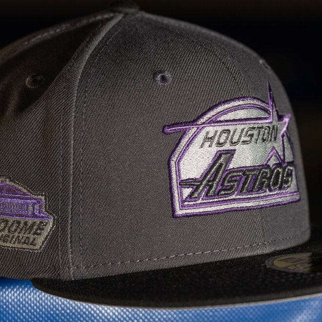 Eight One - Sneakers & Apparel - Eight One