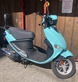 Certified Pre-Owned Mopeds & Scooters - Hawaiian Style Sales