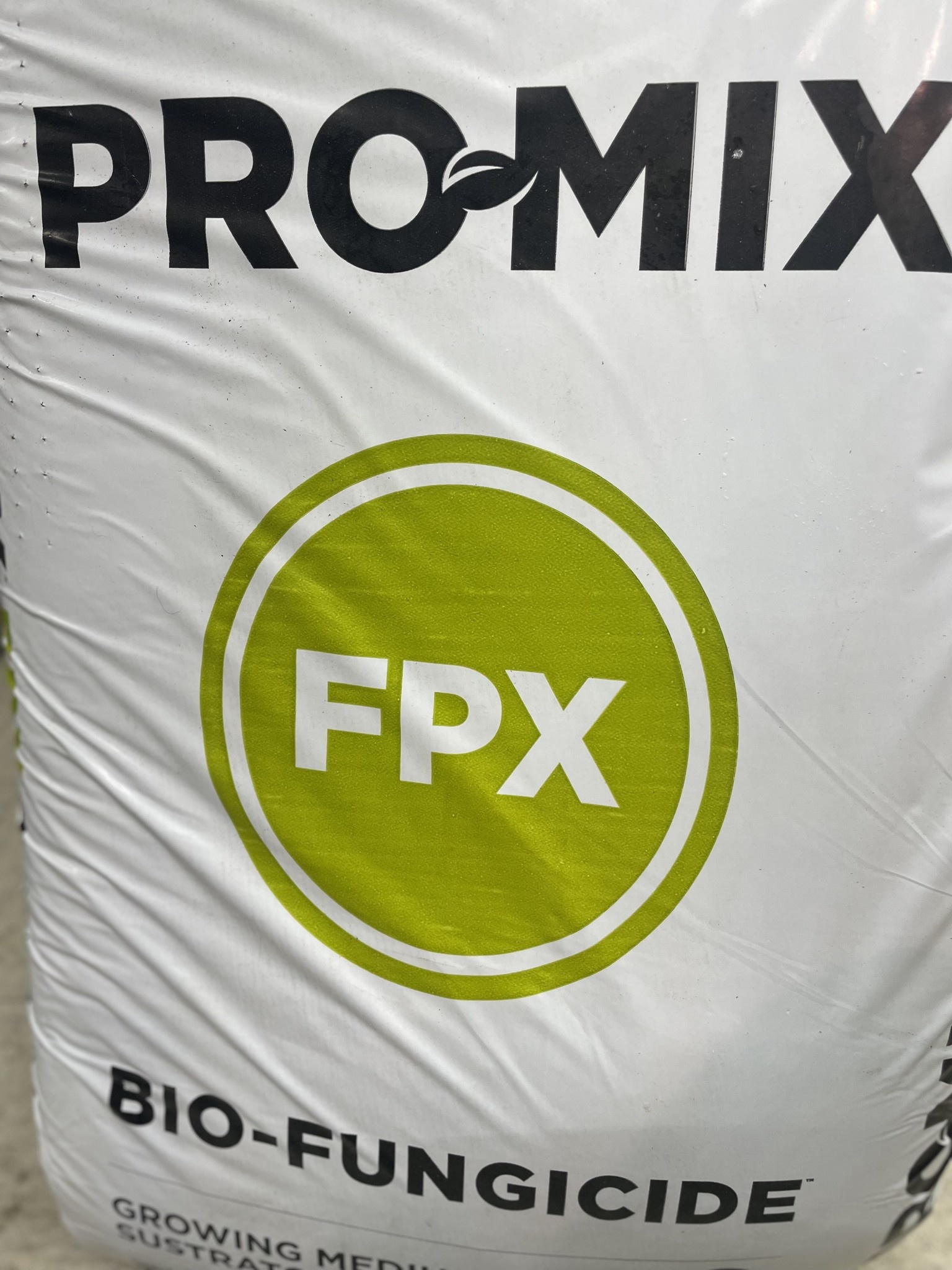 Pro Mix FLX-PGX 2.8 cu ft plug and germination - Wagon Wheel