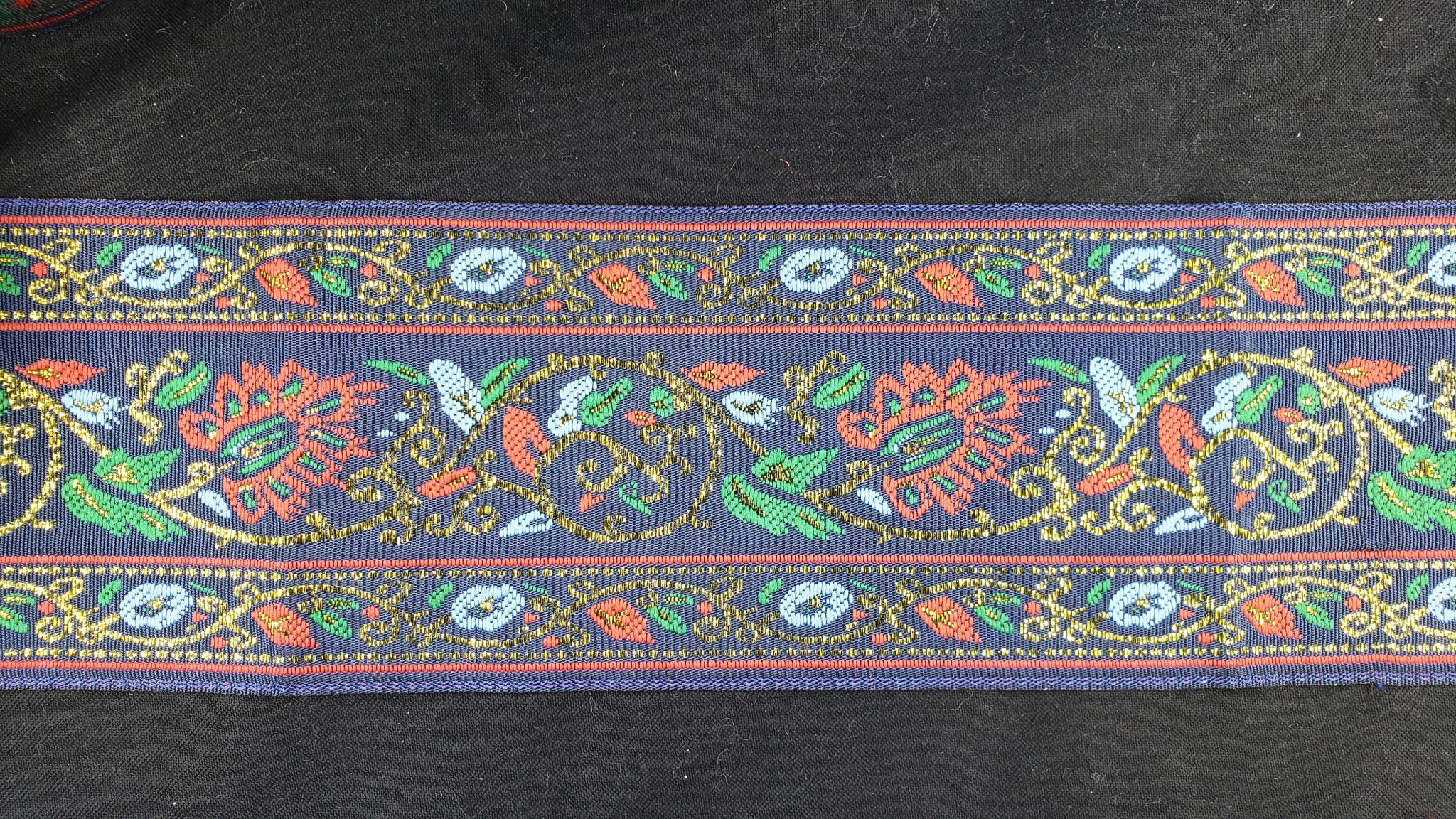 Paisley Floral Vinework Trim, Wide - Cloak & Dagger Creations