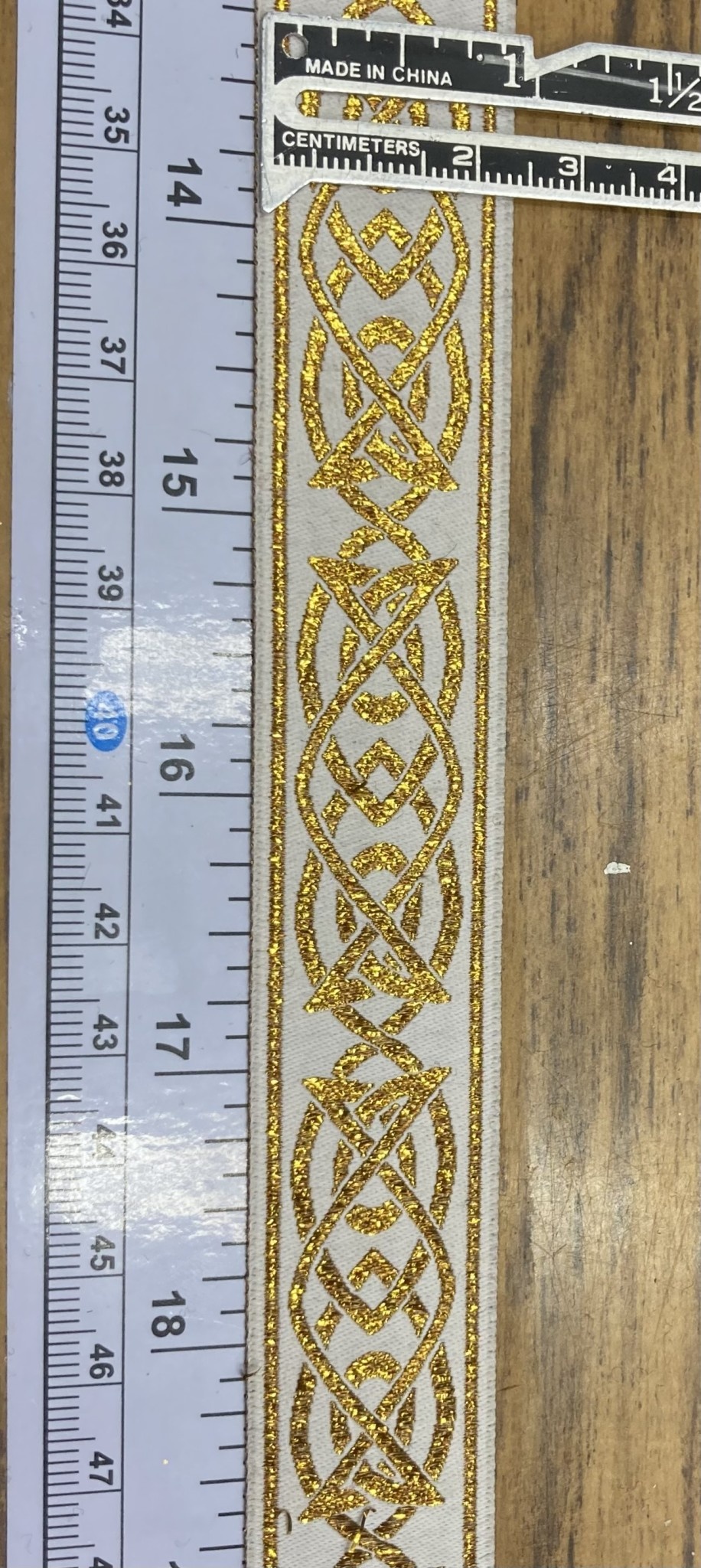 Saxon Knot (Celtic Fish) Metallic Gold on White - Cloak & Dagger Creations