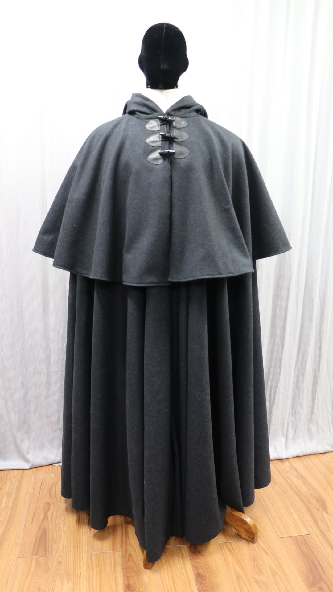 5522-Grey Mantle Cloak w/ Pockets, Purple Moleskin Hood Lining - Cloak ...