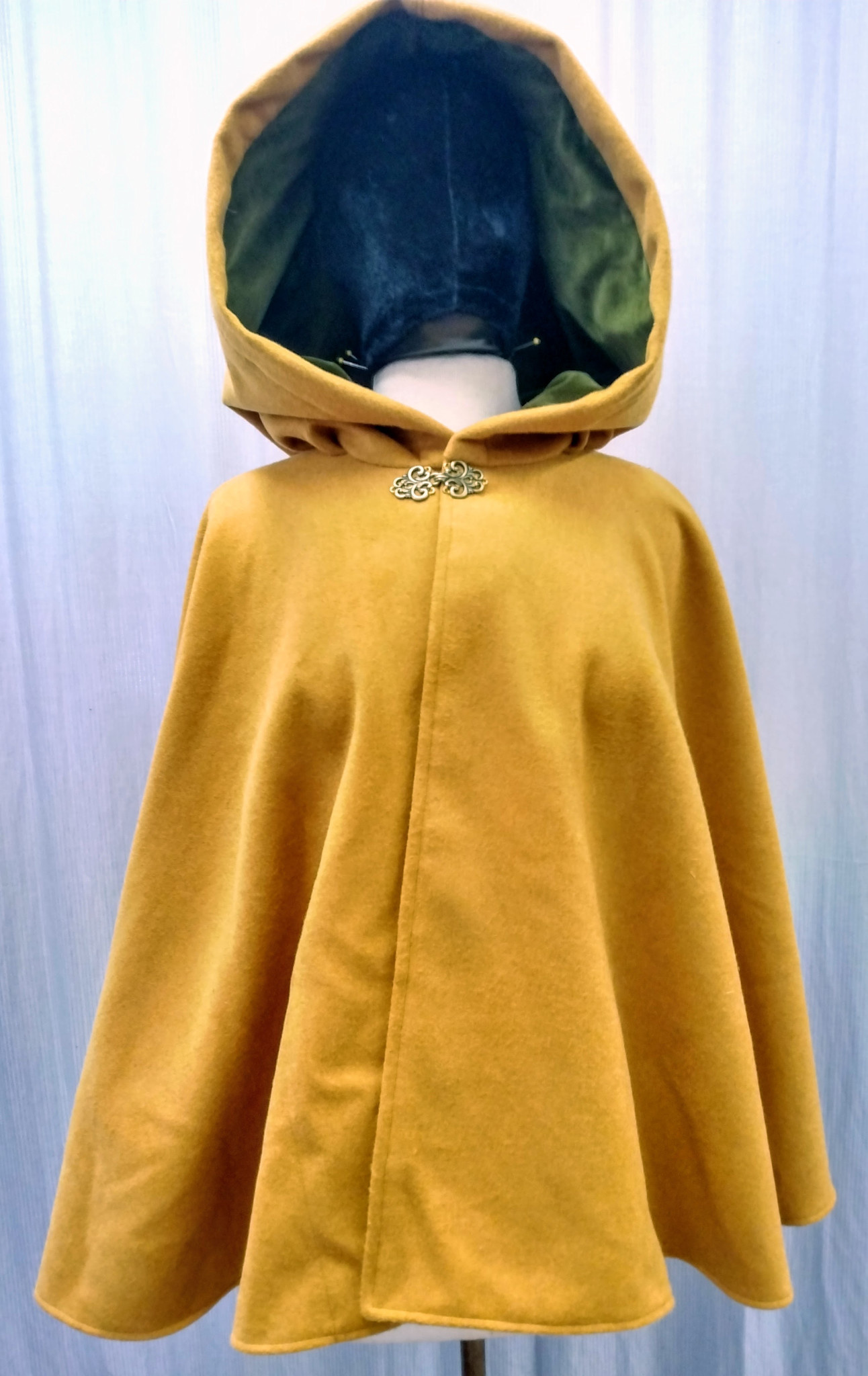 5565-Butterscotch Wool Blend Cloak w/ Olive Velvet Hood Lining ...