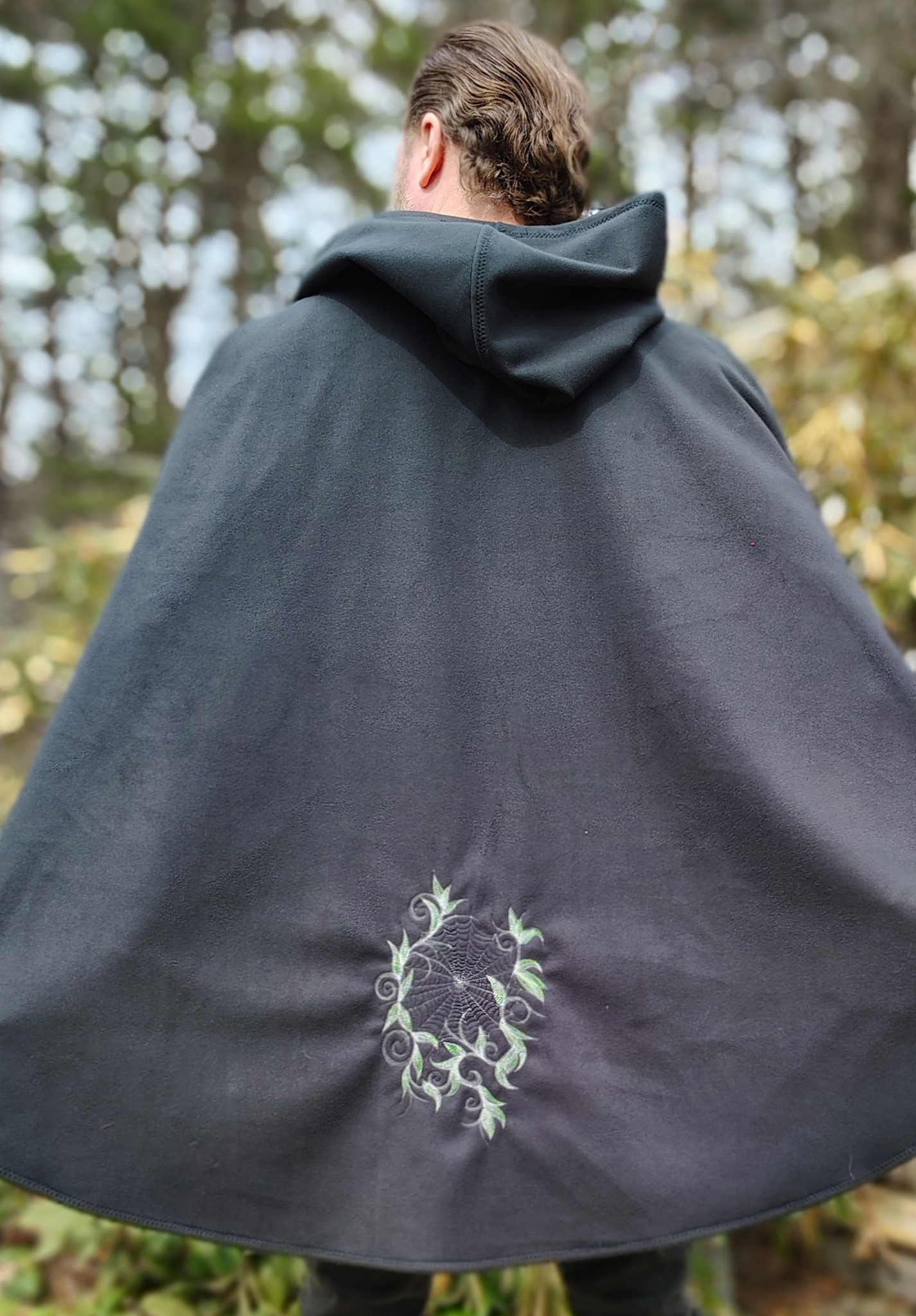 5998-Almost Black Fleece Poncho Cloak w/ Spider Web & Ivy Embroidery ...