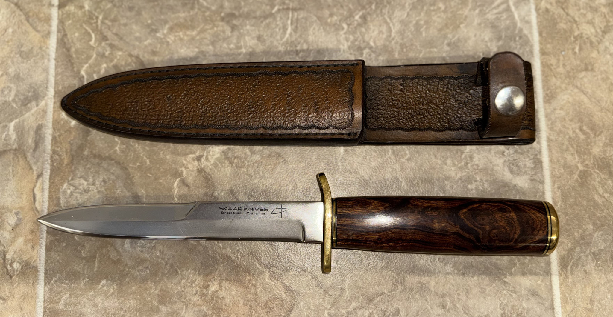 CS Skaar Knives M4 Saber Iron Wood (25-12-10) - Eagle Firearms Ltd