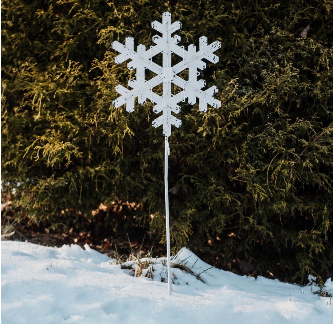 36" SNOWFLAKE STAKE - Rustic Roots