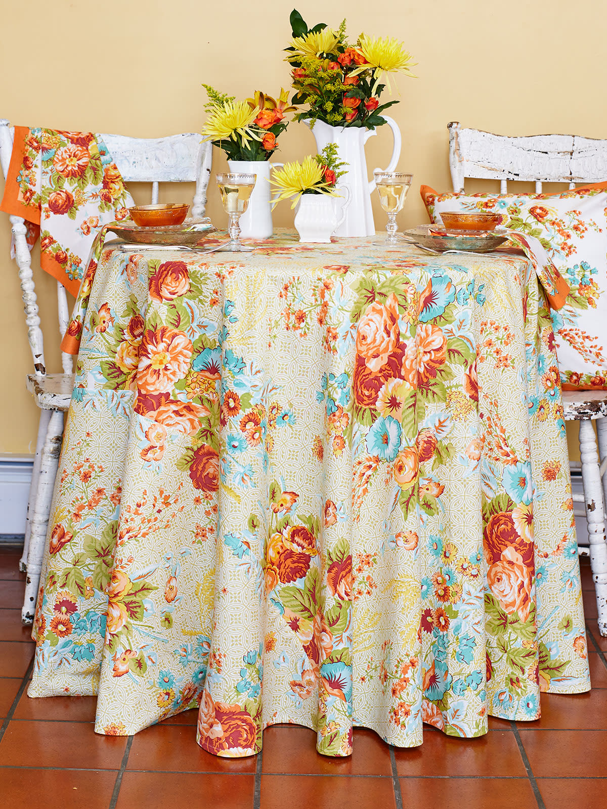 April Cornell Marion Harvest Round Tablecloth - British Isles