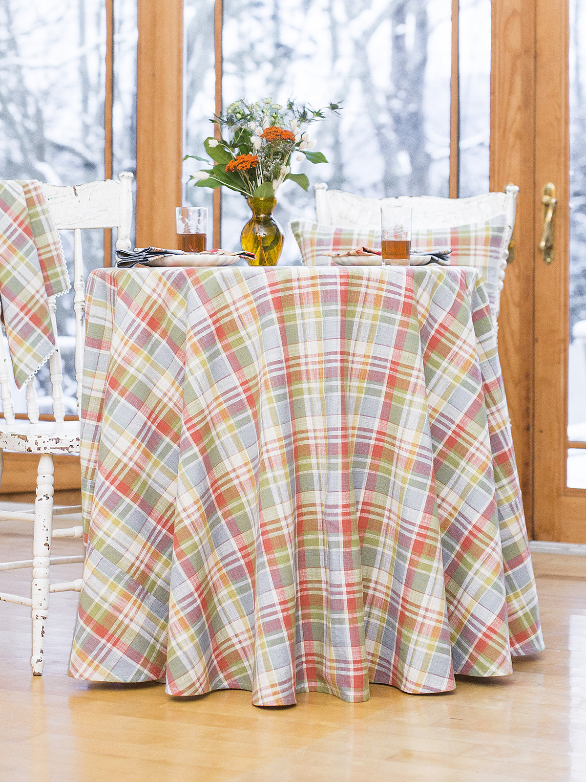April Cornell Sunwashed Plaid Round Tablecloth - British Isles