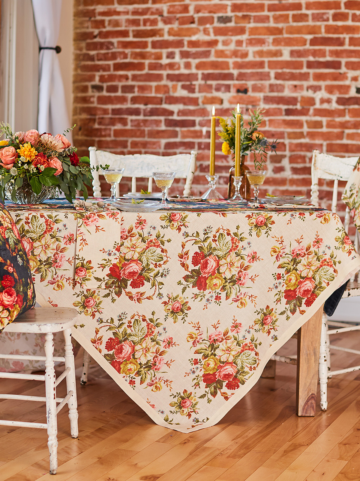 Cassandra Antique Linen Tablecloth, 54" x 90" - British Isles