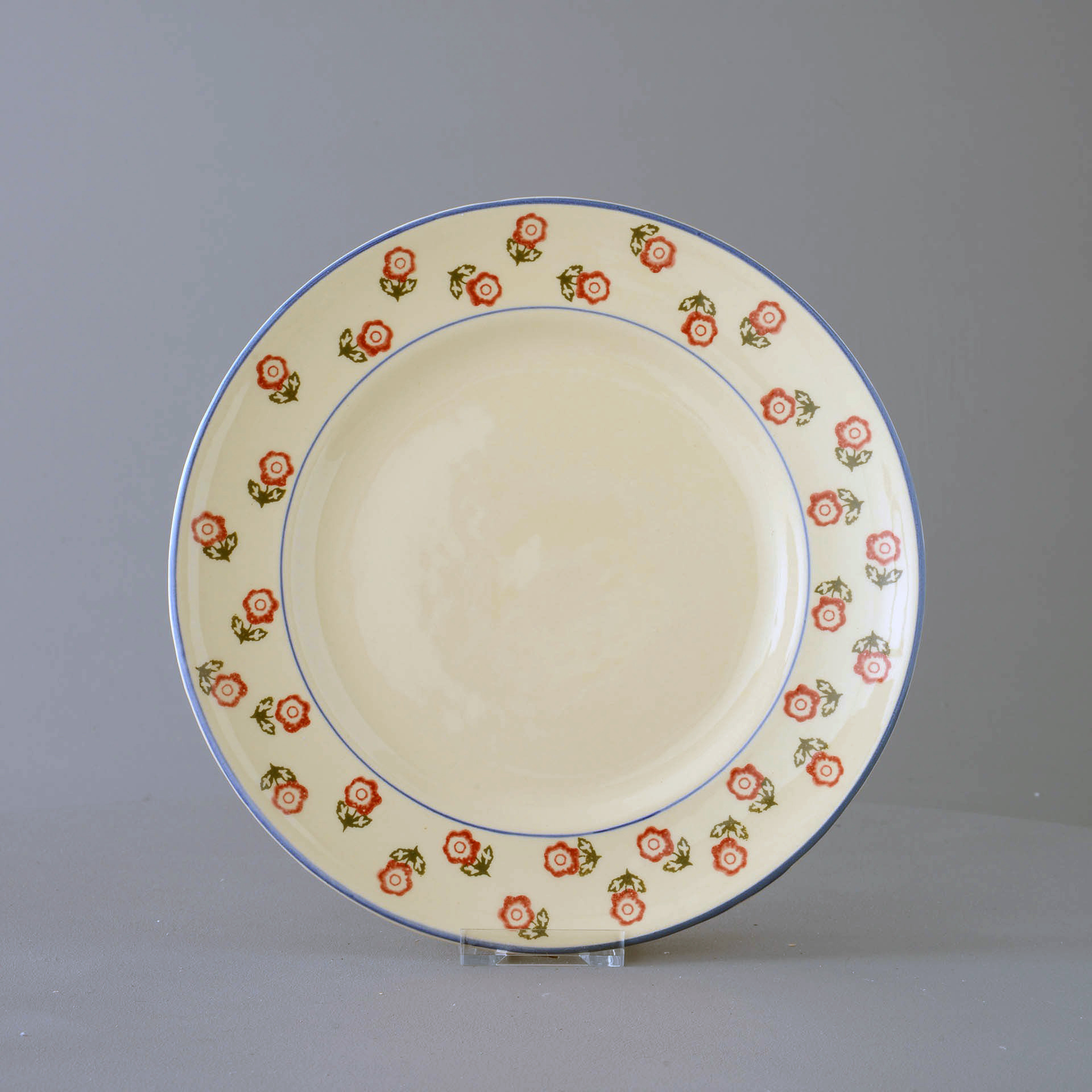 Brixton Pottery Scattered Rose Dinner Plate 25cm - British Isles