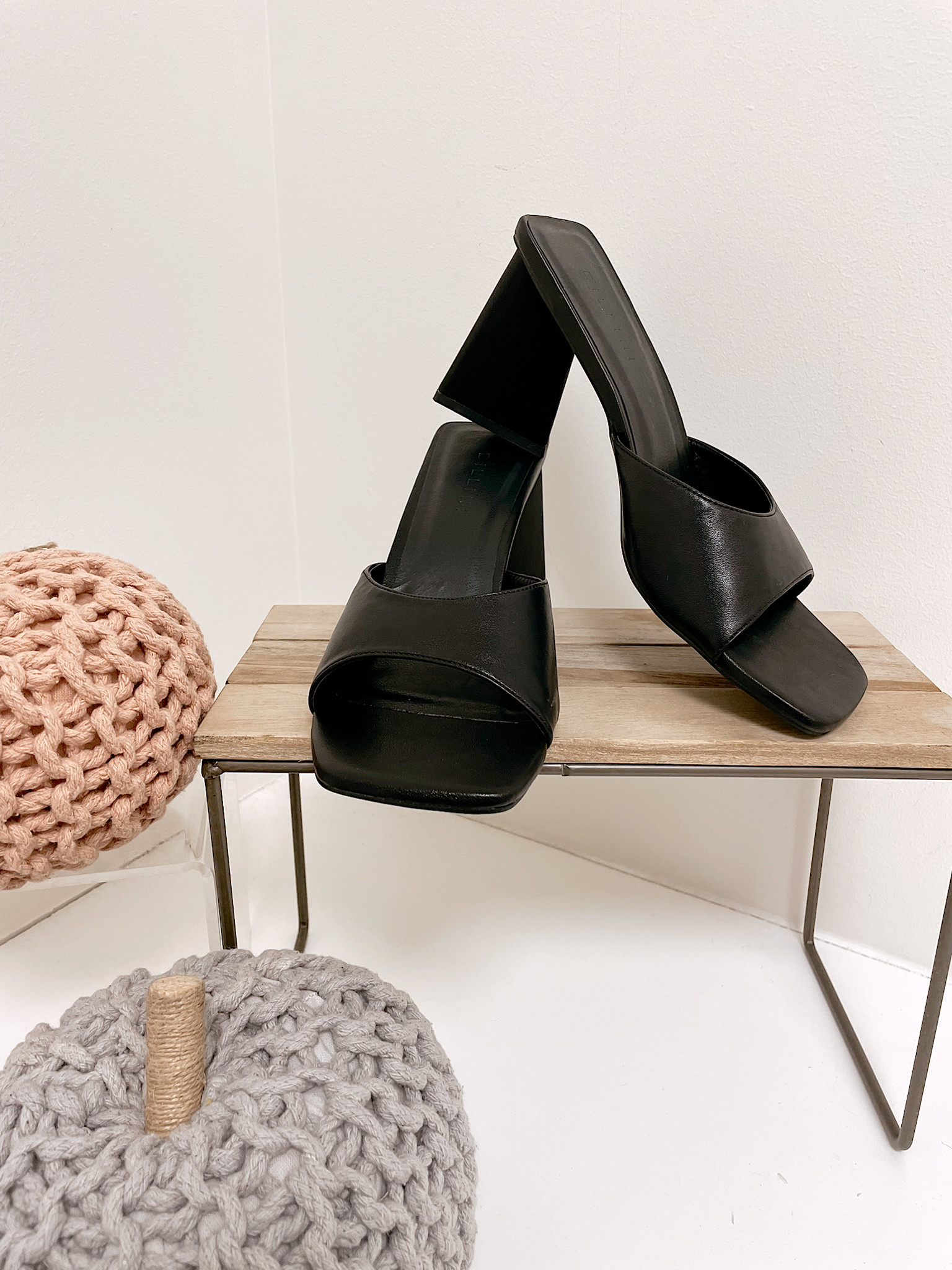 Billini Gracen Heels - Women’s Clothing | The Pink Turtle