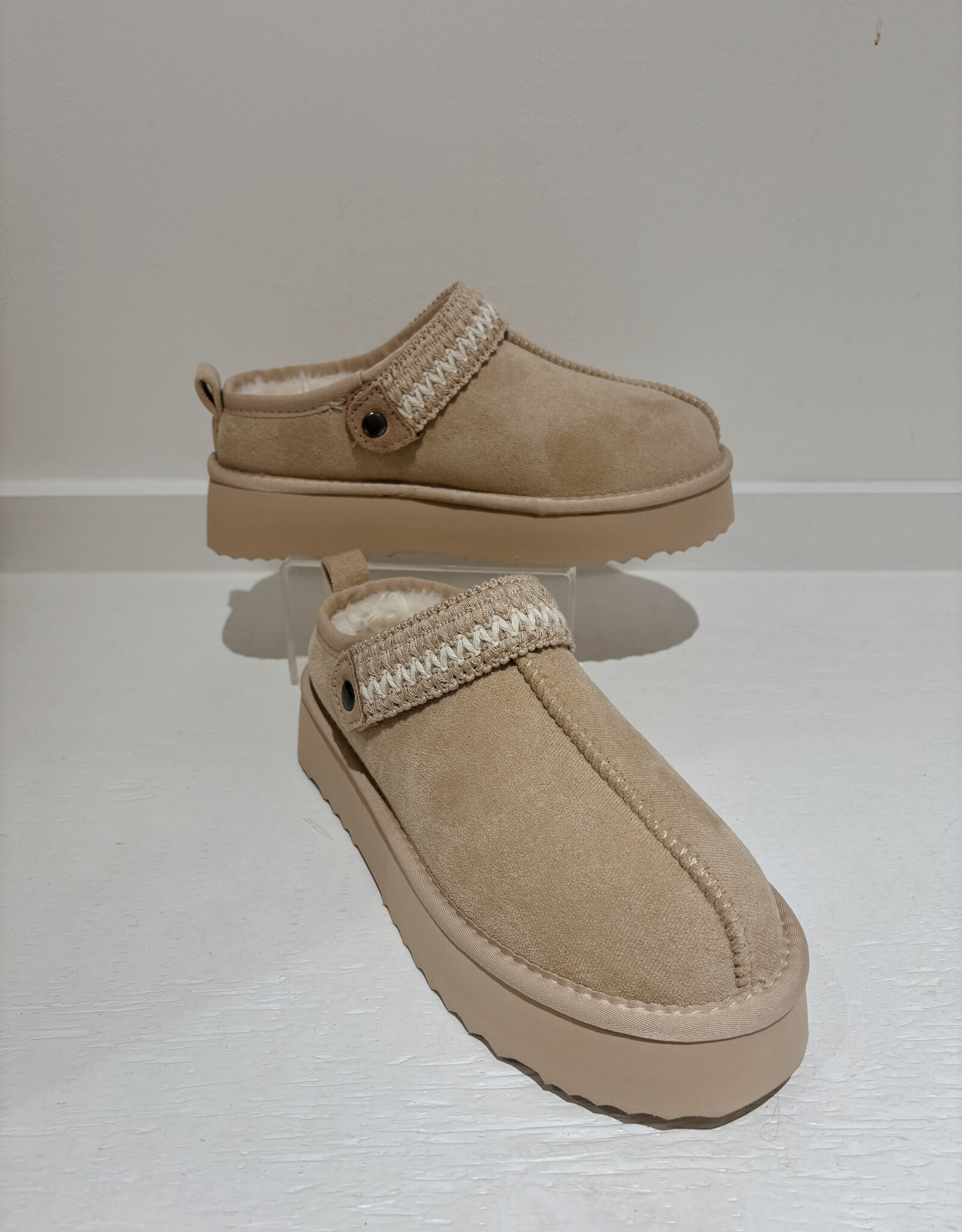 Storm Platform Slipper - Women’s Clothing | The Pink Turtle