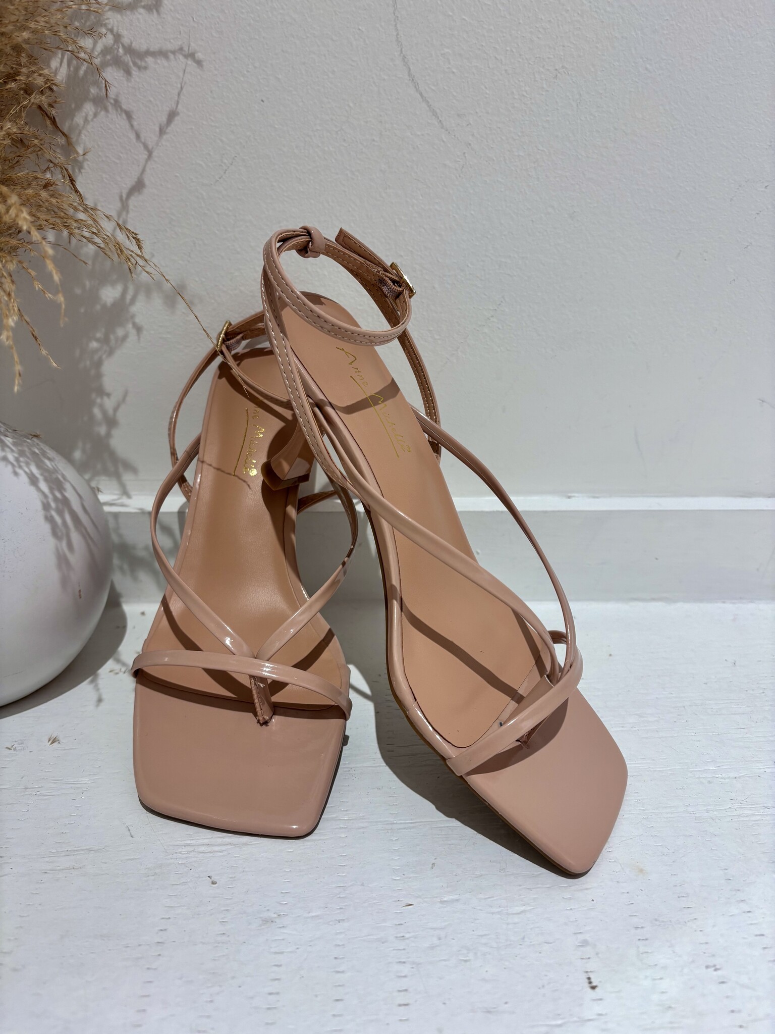 Abbie Heel - Women’s Clothing | The Pink Turtle