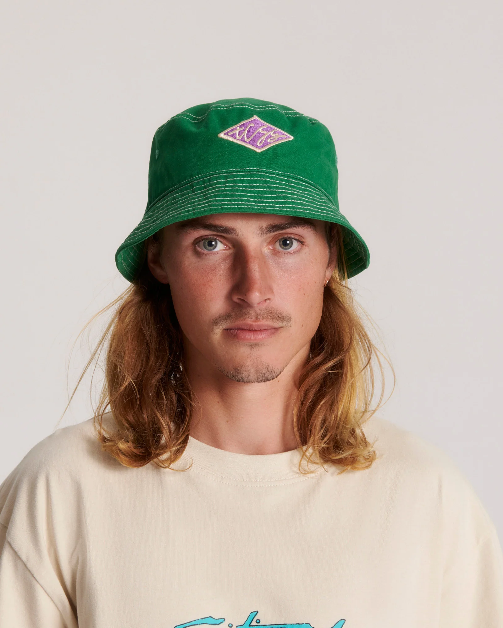 SCRIBBLE BUCKET - Attridge Ski & Board