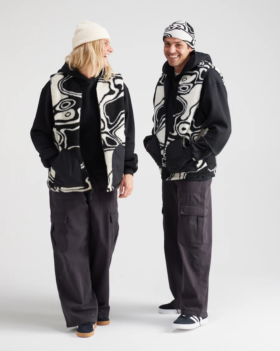 CORI REVERSIBLE VEST - Attridge Ski & Board