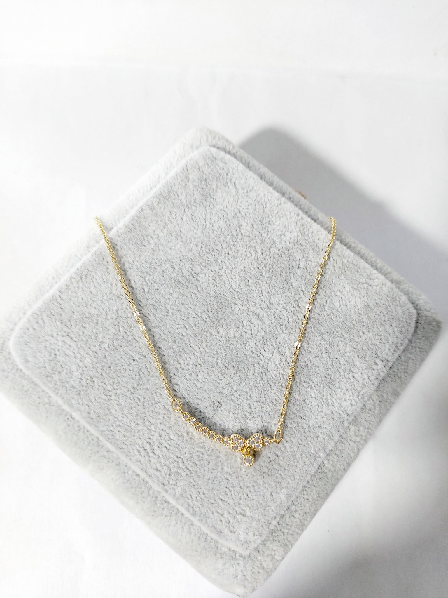 scb0125-gold-short-chain.jpg