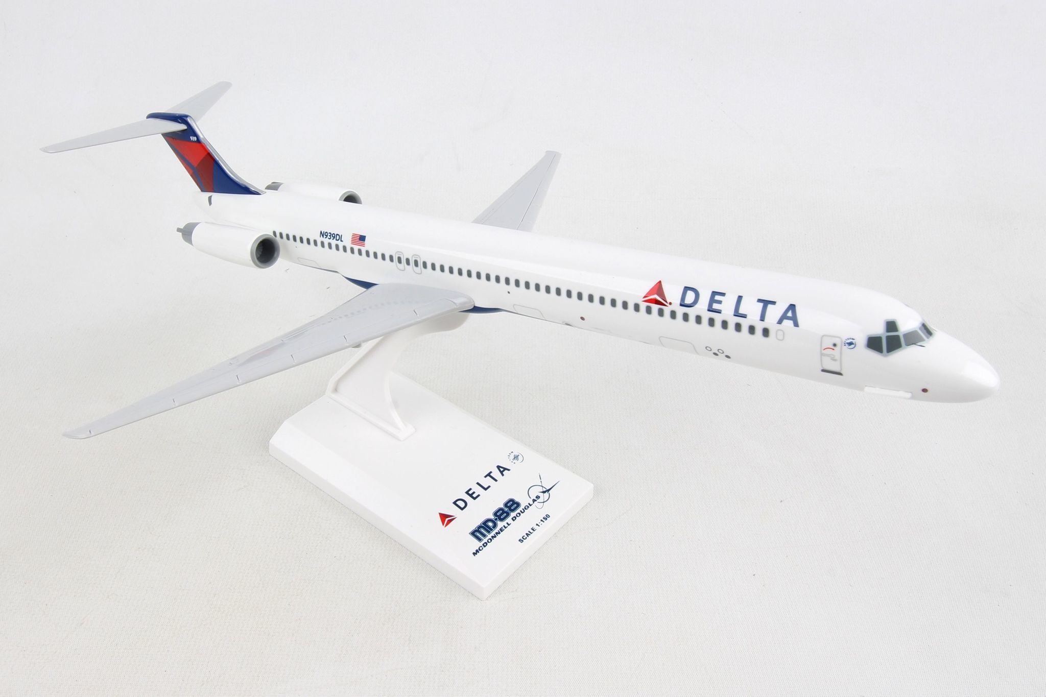 SKR648 1/150 DELTA MD-80 - My Tobbies - Toys & Hobbies