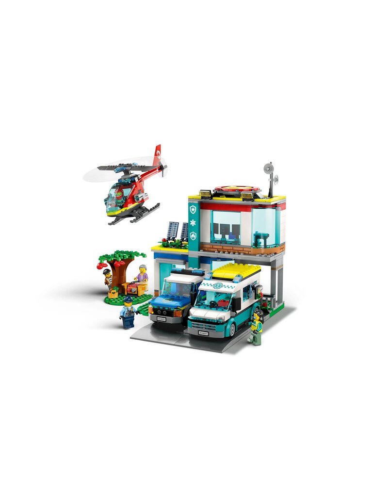 LEGO 60371 CITY EMERGENCY VEHICLES HQ 706PCS - My Tobbies - Toys & Hobbies
