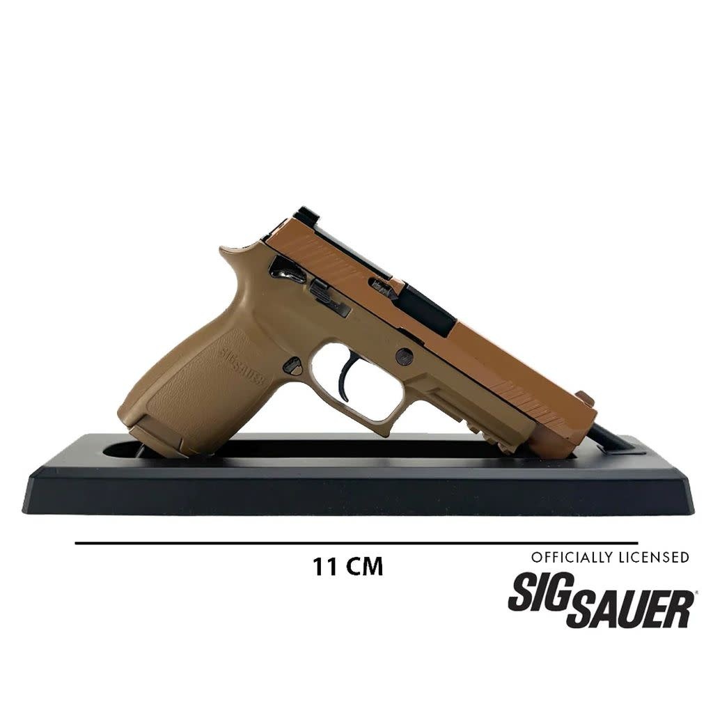 GOAM17-TAN SIG SAUER M17 1:2.05 SCALE MODEL PISTOL - My Tobbies - Toys ...