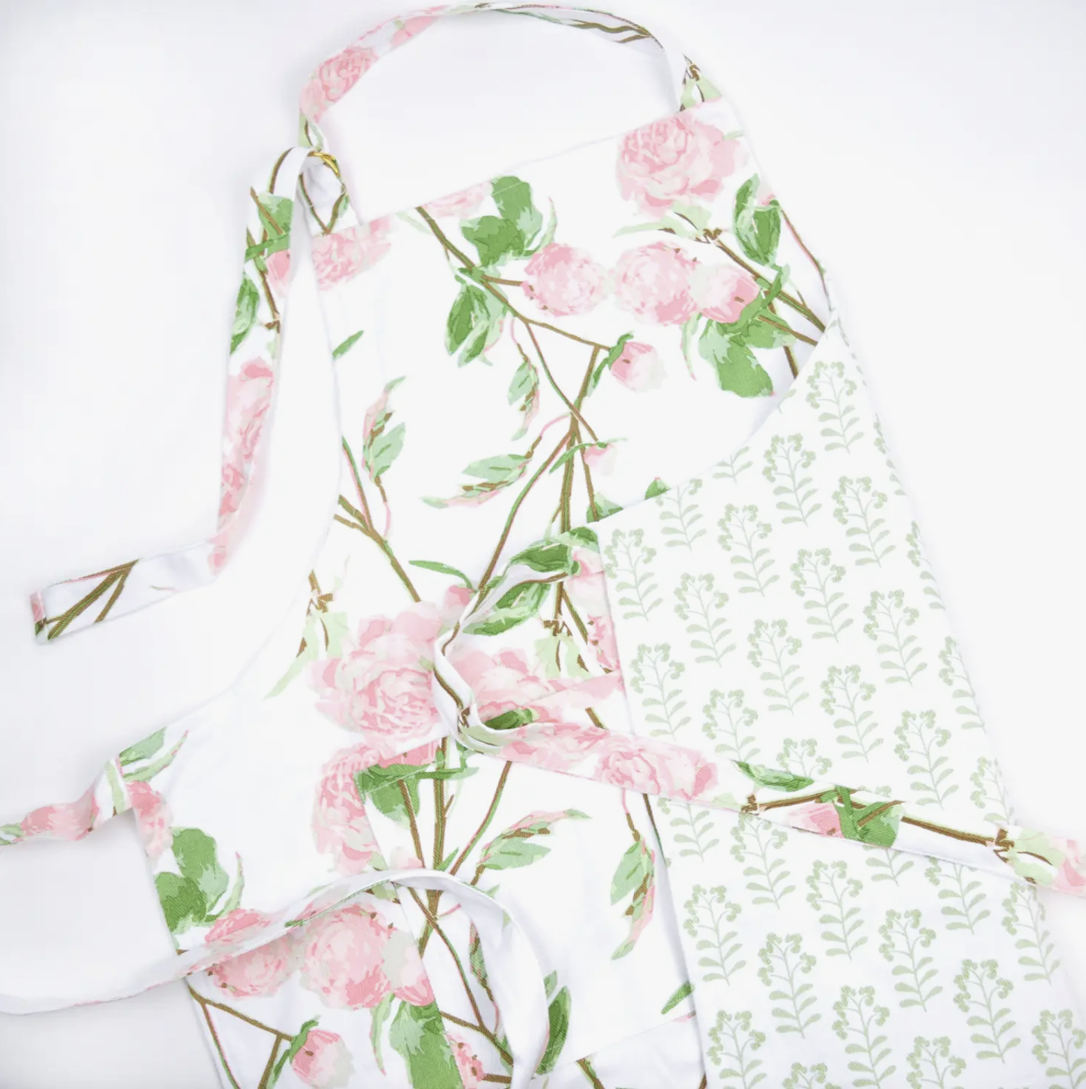 8 Oak Lane Peonies Reversible Apron - Oak & Willow