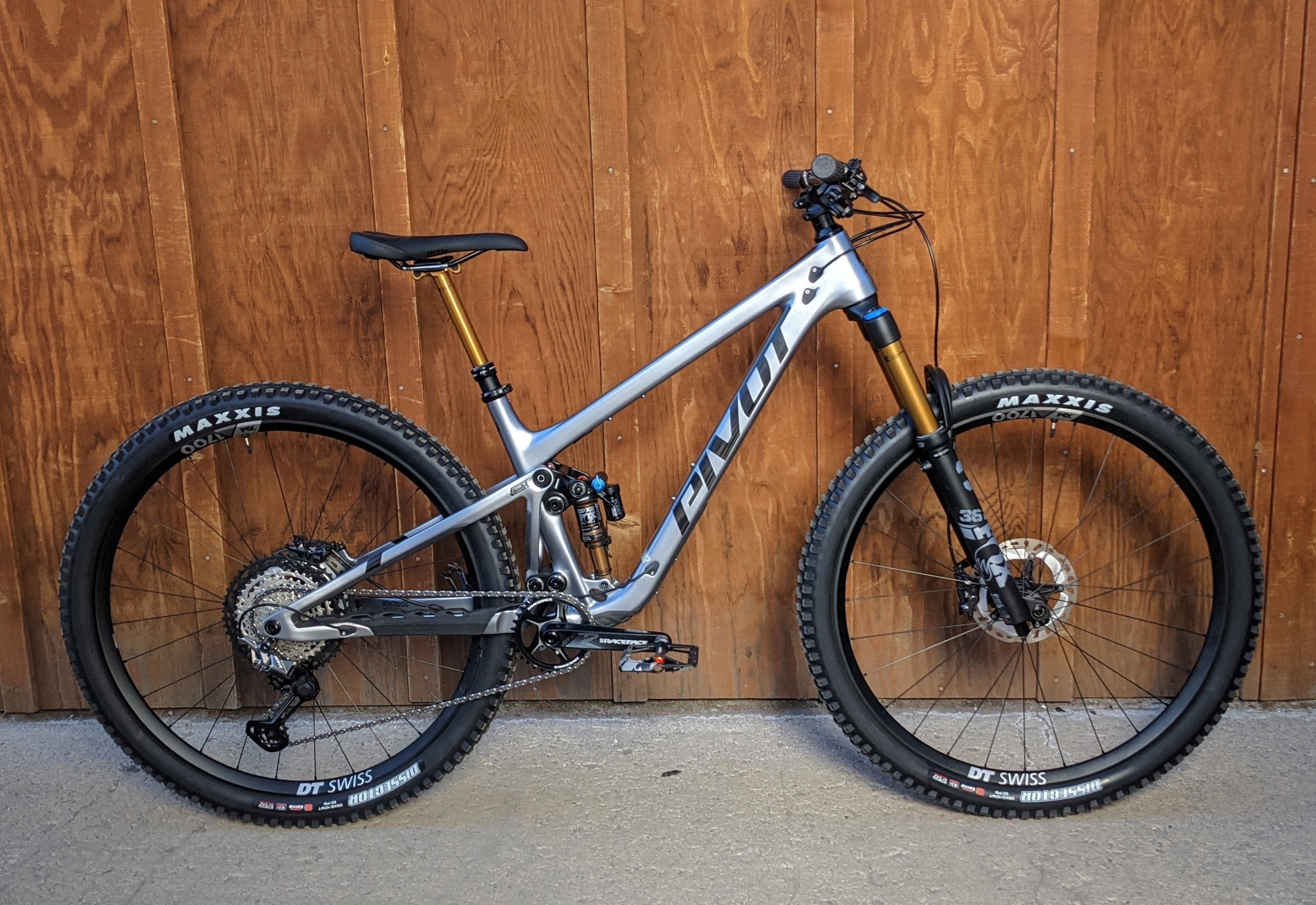 2025 Pivot Trail 429 Pro XT/XTR Enduro 29" | The BackCountry, Truckee ...