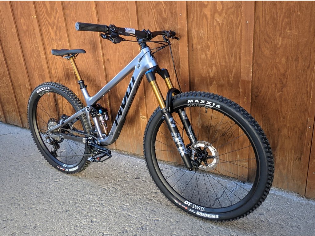 2025 Pivot Trail 429 Pro XT/XTR Enduro 29" | The BackCountry, Truckee ...