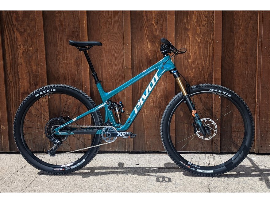 2023 Pivot Trail 429 Enduro Pro X0 Transmission | The BackCountry - The ...