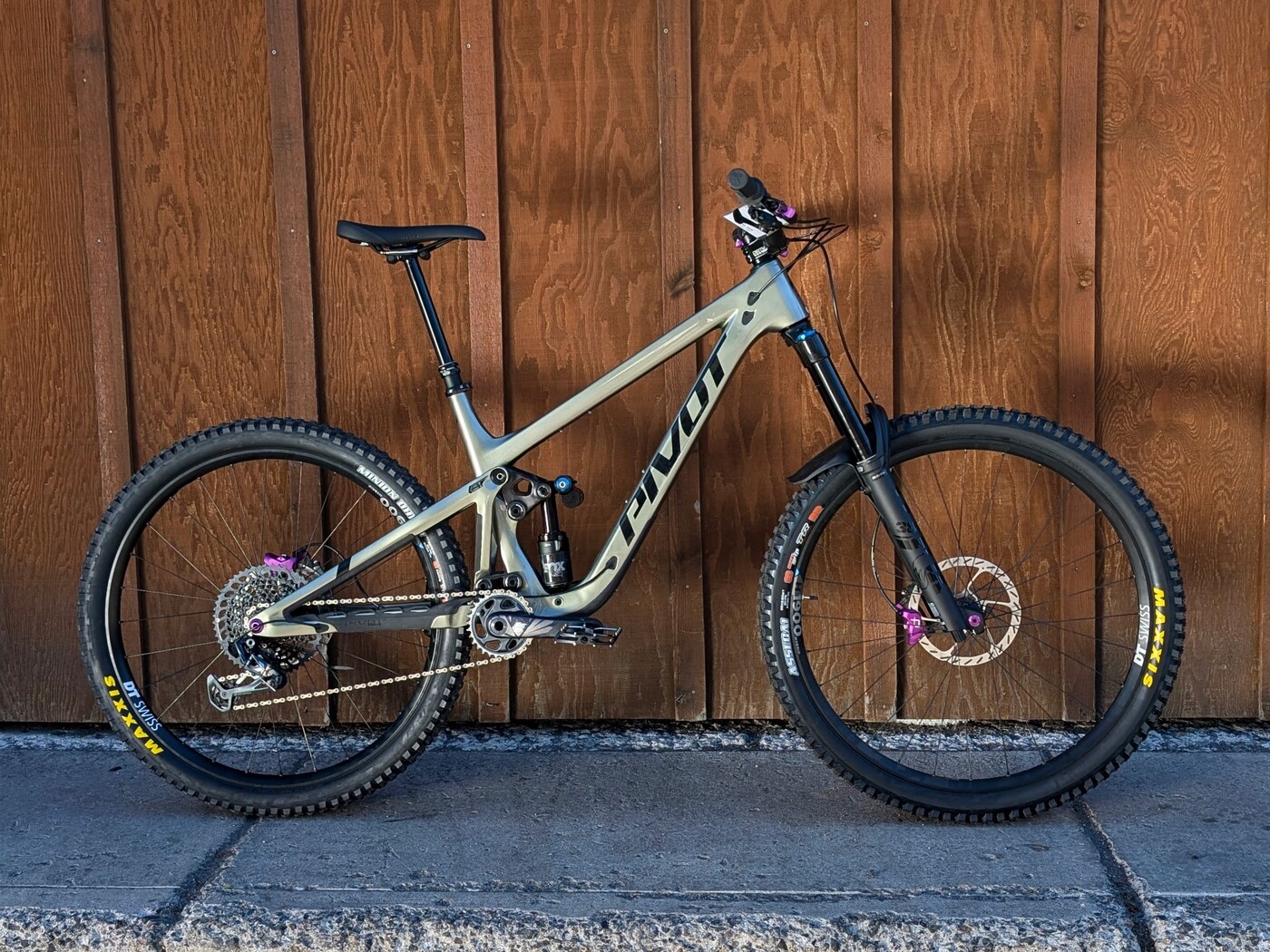 Pivot Firebird Custom Build 29" | The BackCountry in Truckee, CA - The ...