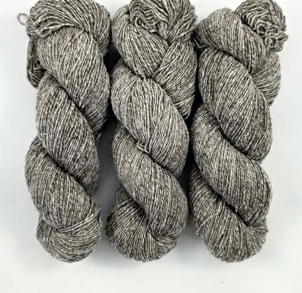 Mule Spinner 1-Ply Yarn - Medium Grey #03 - CAST ON! CAST OFF!