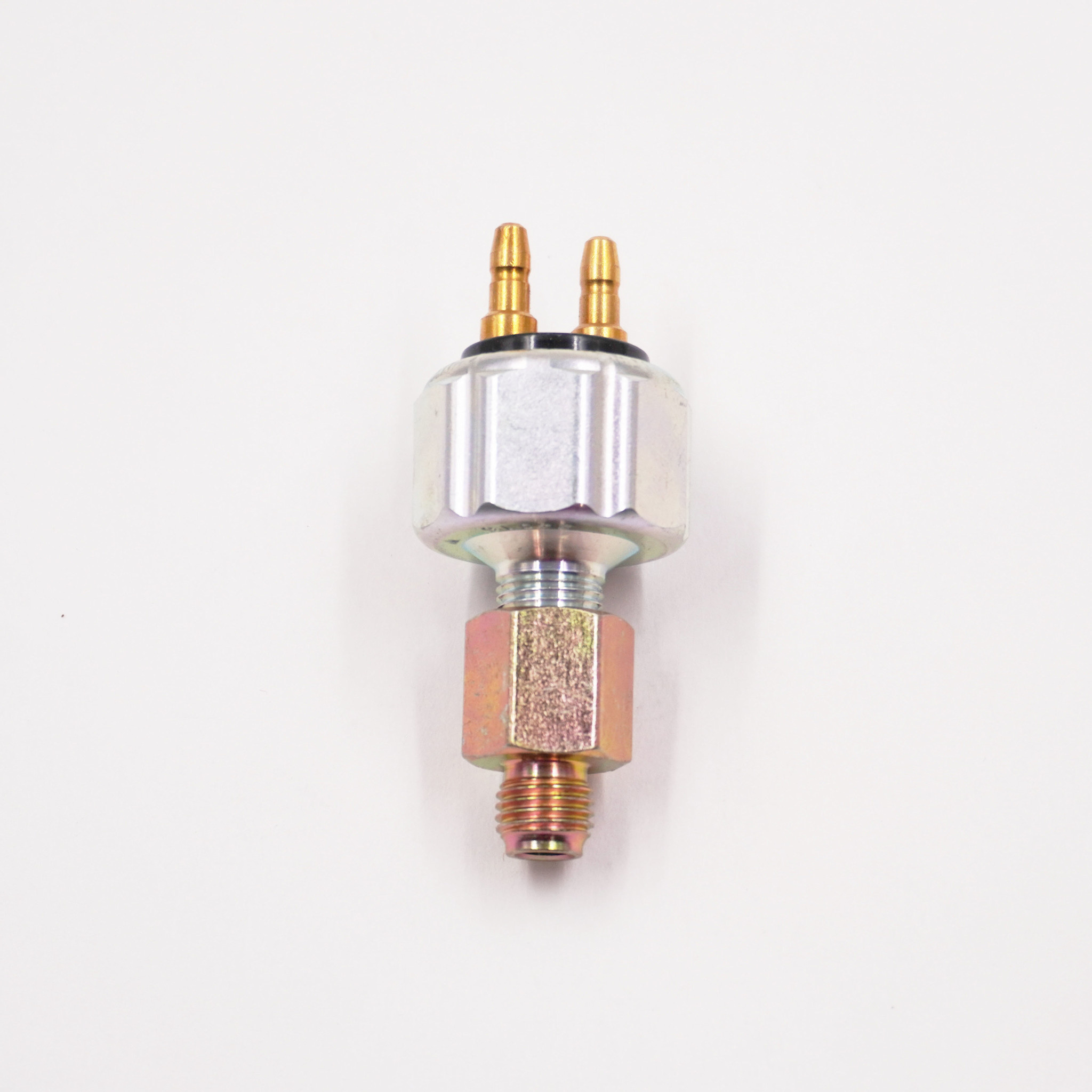 Low Pressure Brake Light Switch to 3/8-24 Male Inverted - 1040 ...