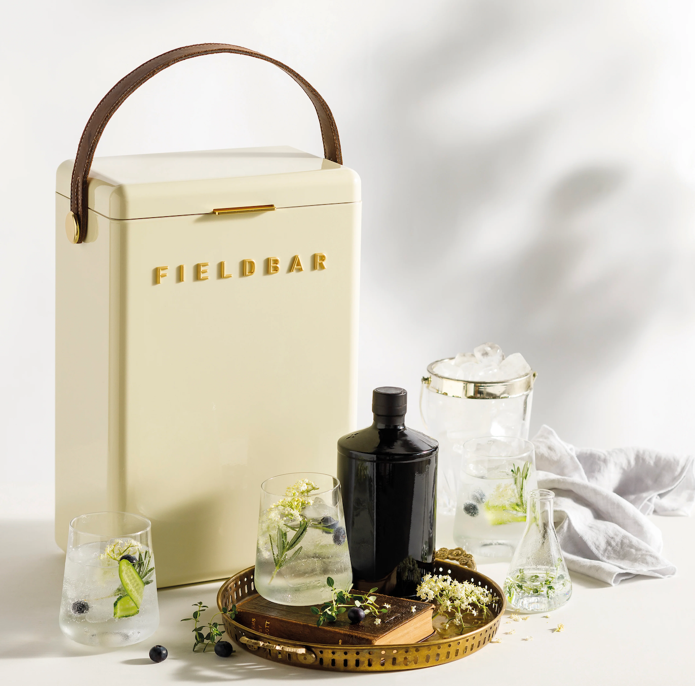 Fieldbar Drinks Box in Safari White - Junebug