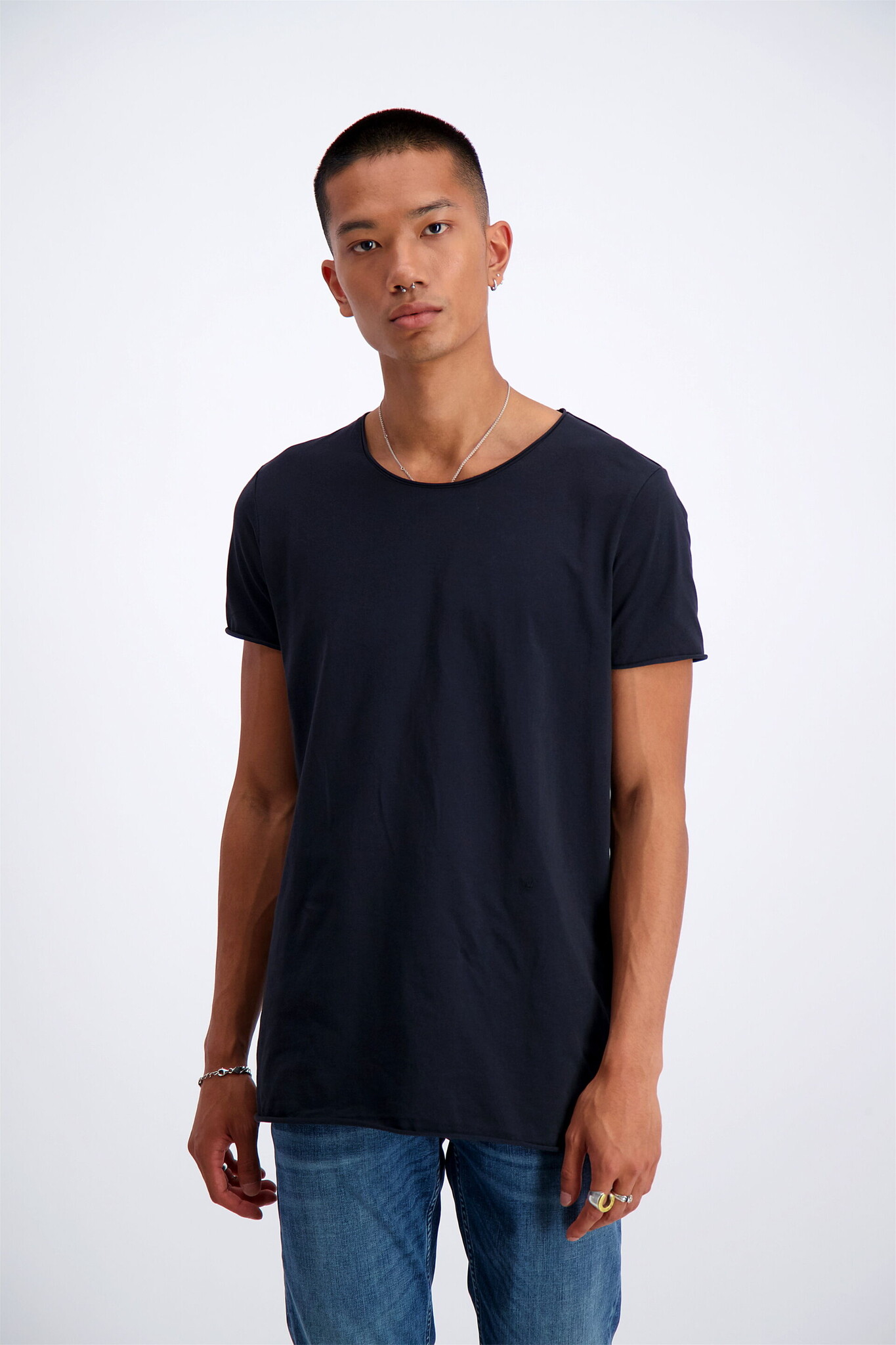 Raw Edge Tee S/S: 60-40002 - LINDBERGH