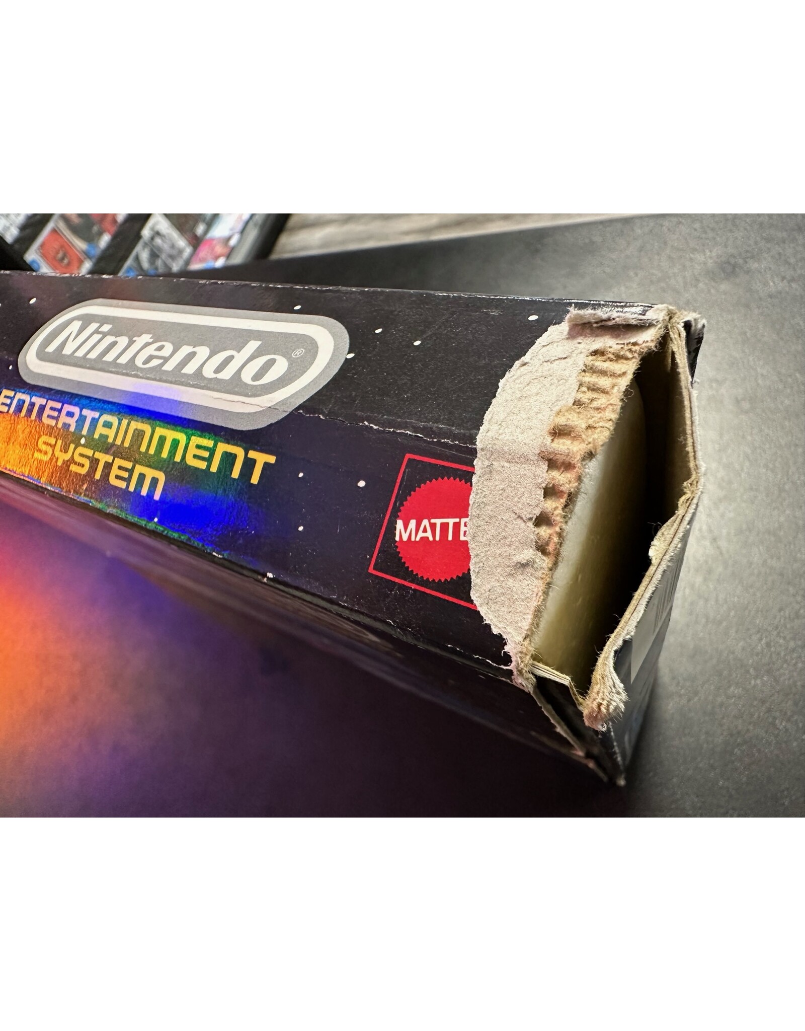 NES NES Lightgun Zapper Grey (CiB, Damaged Box) - Video Game Trader